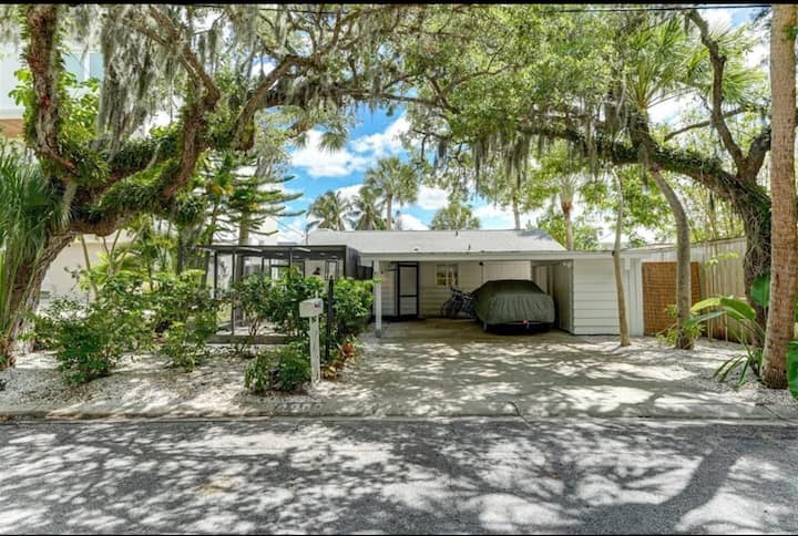 Chalet Moderne à Siesta Key Sur Le Grand Canal - Sarasota, FL