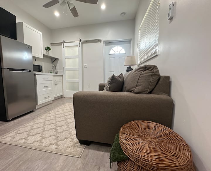 Fern Gully Inn - Miami Gardens, FL