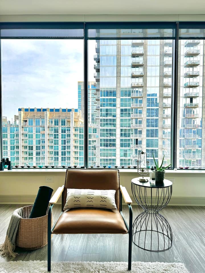 Creative Skyhouse In Midtown - Atlanta, GA