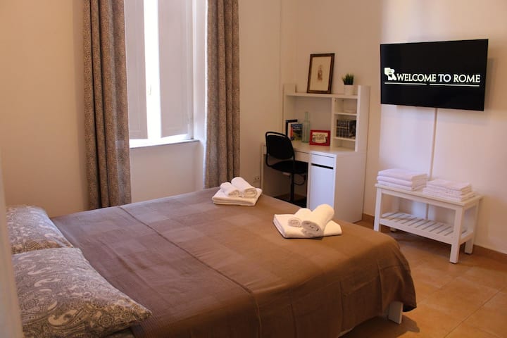 Andy's Apartment - San Lorenzo - Rome