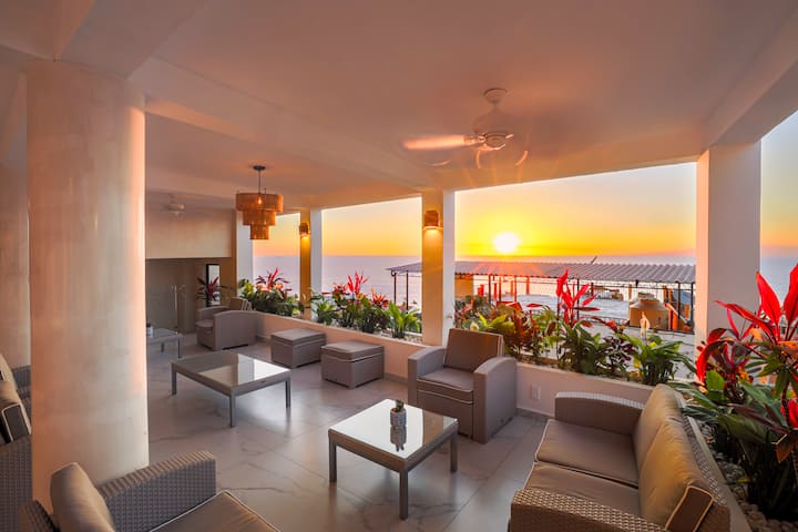 Casa Nawalli Vallarta. Ocean Breeze -Standard King - Puerto Vallarta