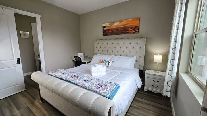 Clean And Charming Master Suite Room #4 W/pvt Bath - Flagstaff, AZ
