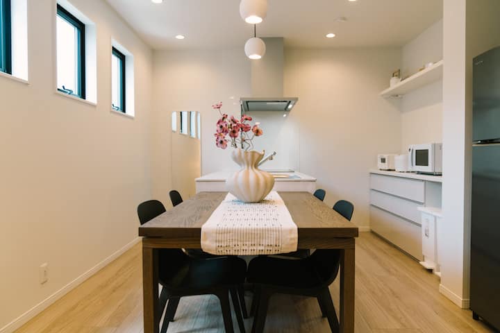 烟月|临近难波、通天阁、天王寺|四桥线地铁直达难波、日本桥、心斋桥、梅田|花园町站4分钟|独栋一户建 - Osaka