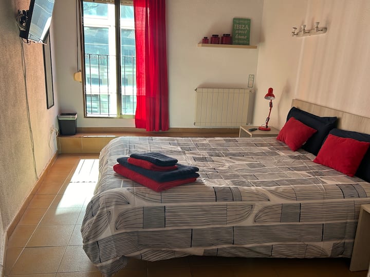 Habitación Callao - Gran Vía - Baño Compartido - 마드리드