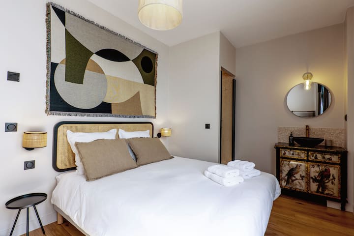 Magni Fique 2 Bdr *Porte Maillot* - Neuilly-sur-Seine