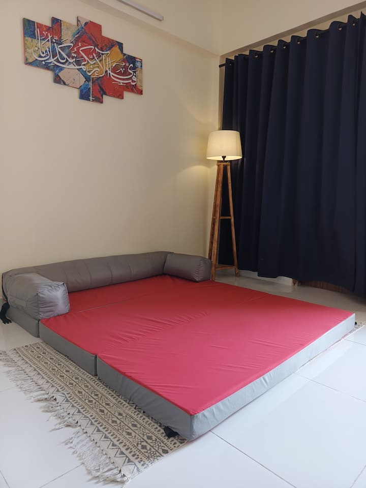 Sofa Bed | Workspace | Rooftop - 巴基斯坦