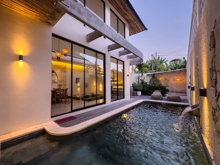 Modern Beach Living Seminyak- Breakfast Available - Denpasar