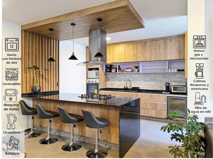 Luxury Home At Juriquilla, 4 Bedrooms, Queretaro. - Querétaro
