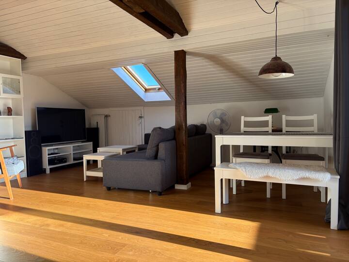 Apartment Am Weinberg: Ferienwohnung Mit Bergblick - Rimsting