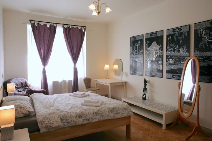Lovely Family Apartment With Parking And Garden #1 - Praga