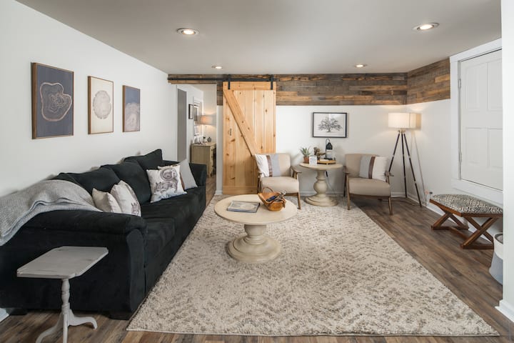 Cozy 5 Star Getaway | King Bed | Quiet Escape - Boone, NC