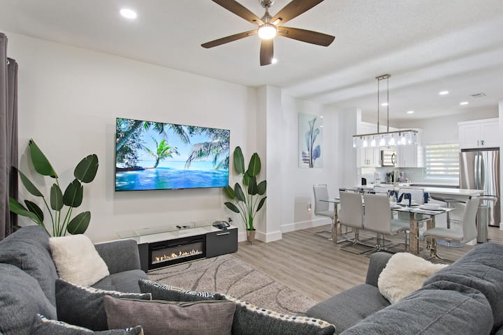 Allure | Sleeps 8 | 3 Bdm | Disney - Kissimmee, FL