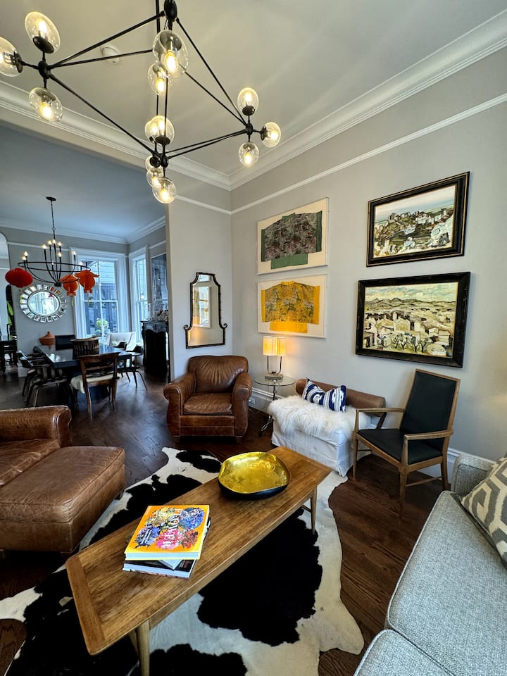 2 Story Victorian House In Pacific Heights - San Francisco, CA