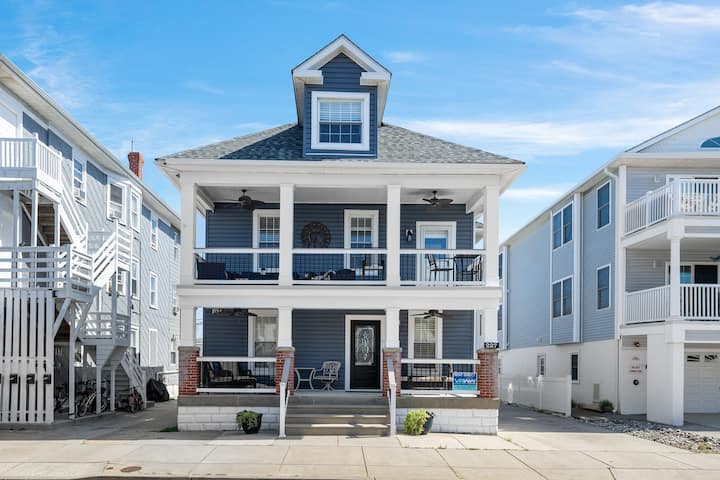 Ocean/boardwalk Steps Away- Sleeps 16- Modern Home - Avalon, NJ