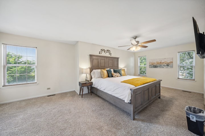Plainfield Fhs Rental - Metcalf Ct - Joliet, IL