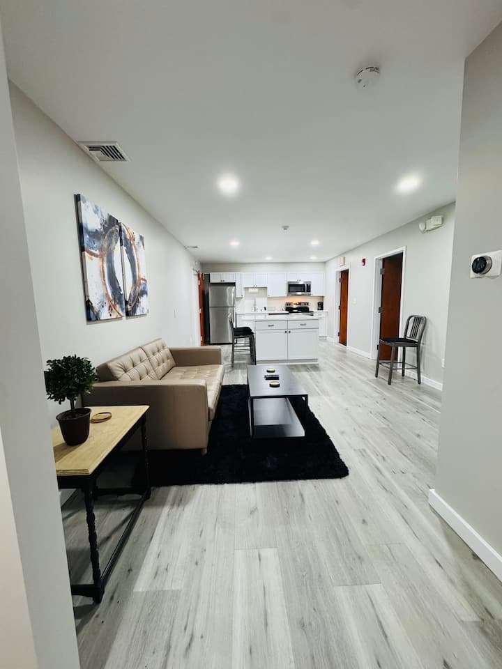 Best Short, Mid, Long-term, Straight To Yale Area! - Bethany, CT