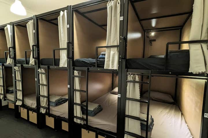 Pod Bed In 10-bed Mixed Dormitory - Adelaide