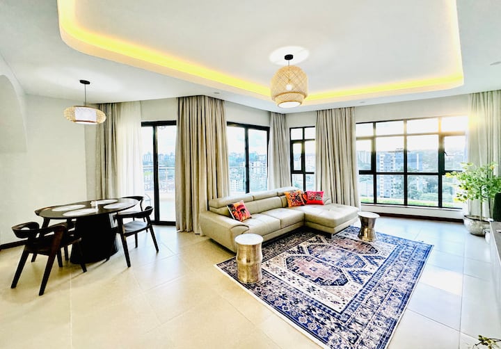 Blissful 2 Bed | Sunset View | Wifi, Pool & Gym - Nairobi