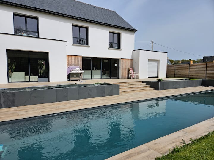 Maison Neuve Familiale Avec Piscine - Lorient