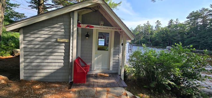 "Sunrise" Cabin On Toddy Pond - Orland, ME