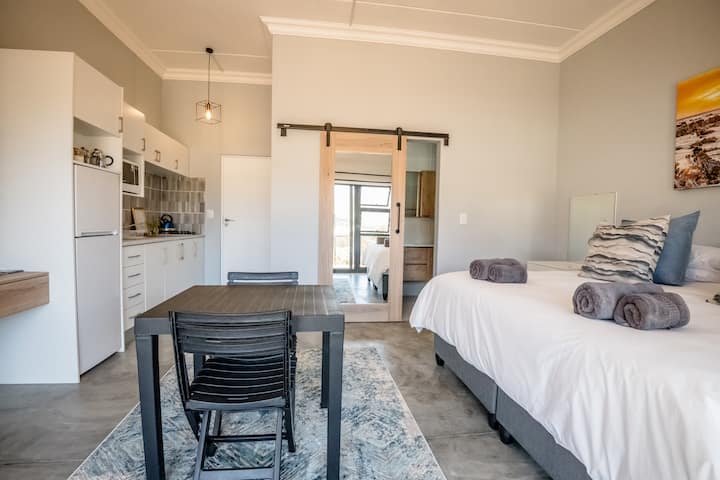 Unit 2 House Kelné Pringle Bay Self Catering - Pringle Bay