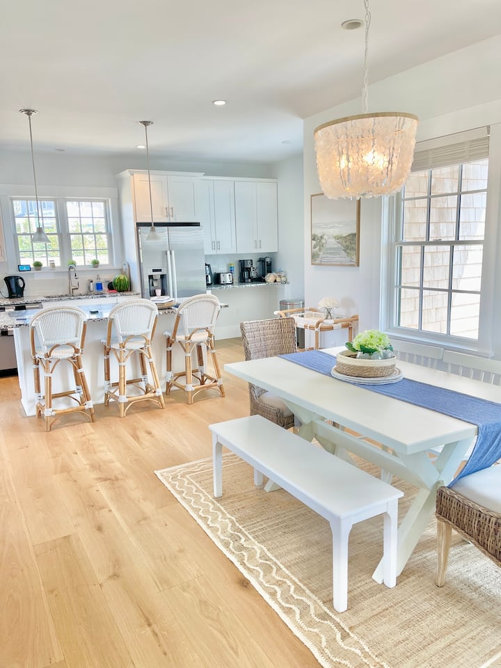 Family Friendly Mid-island House - Nantucket, MA
