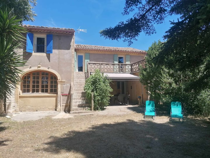 Au  Cèdre De Mon Enfance - Vers-Pont-du-Gard