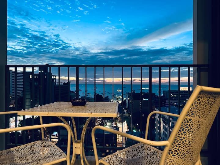 芭堤雅Base大两房高层正海景,大阳台,空中花园,近沙滩,步行街,购物中心 - Pattaya City