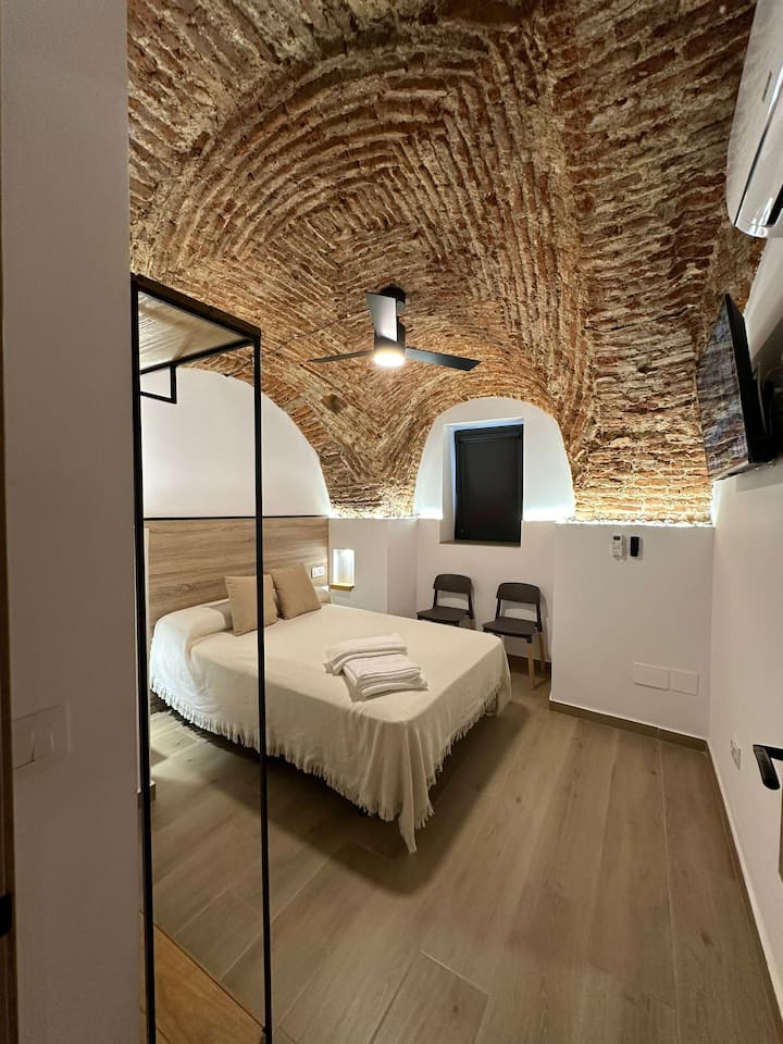 At Entre Bóvedas 2 Habitaciones - Cáceres‎