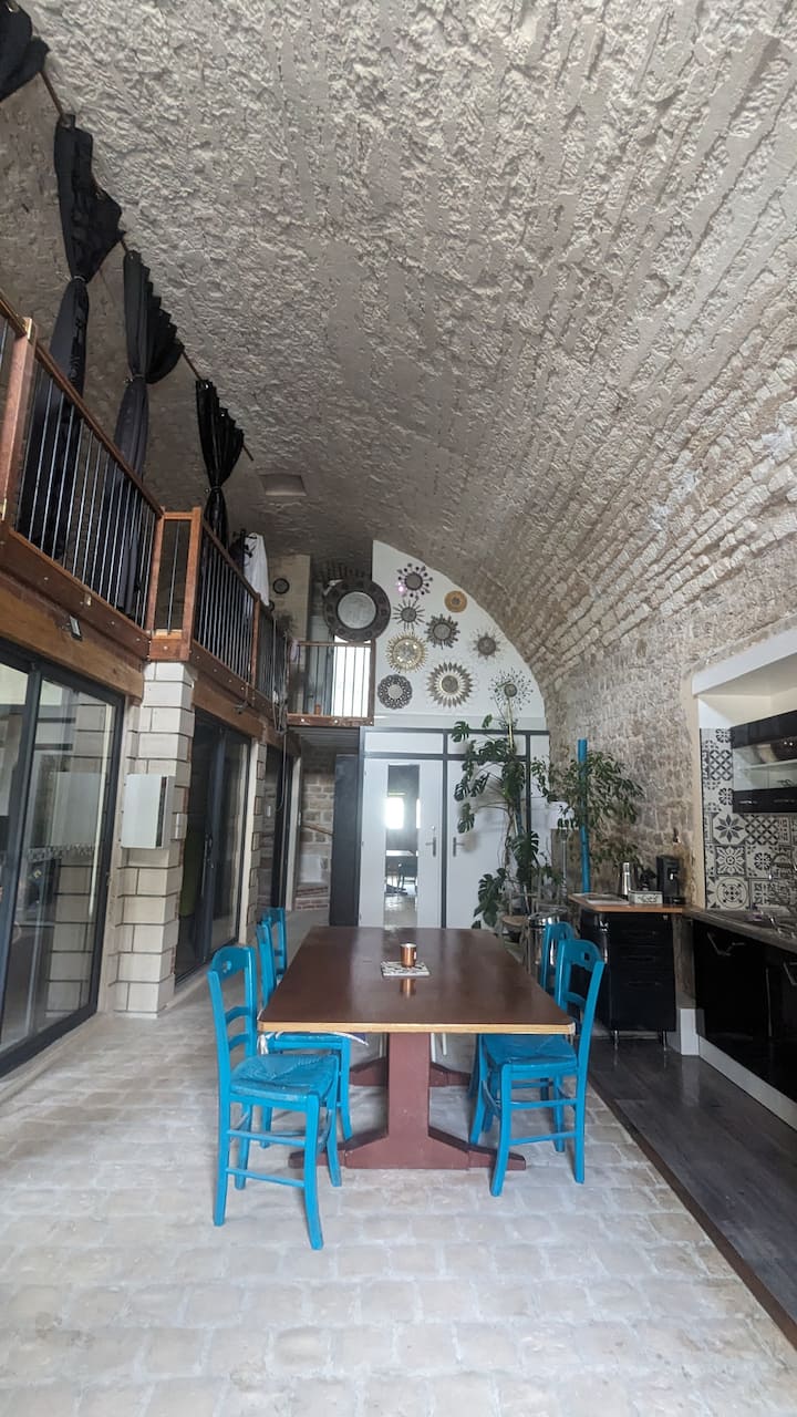 Maison Atypique Bord De L'yonne - Chablis