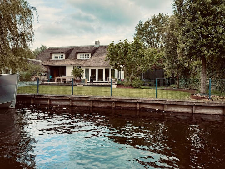 Waterside Villa (Near Amsterdam) - Weesp
