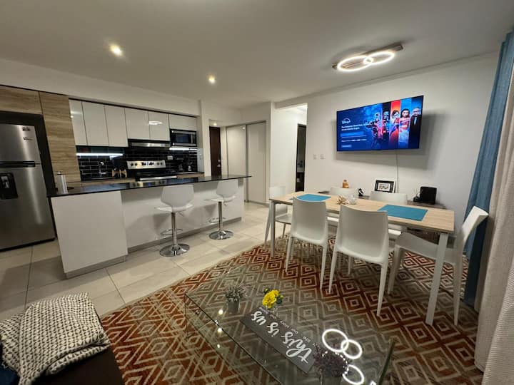 Torre A Confortable Apartamento En Zona 14 - Guatemala