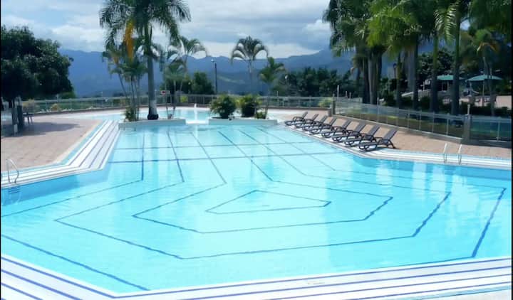 Casa Quinta  Bellas Vistas En Club 5 Estrellas - La Mesa