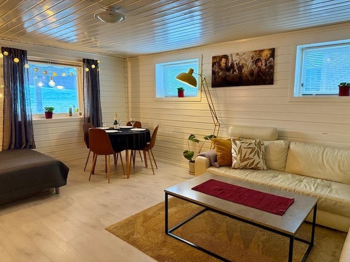 Warm And Cozy Apartment In Tromsø - Tromsø