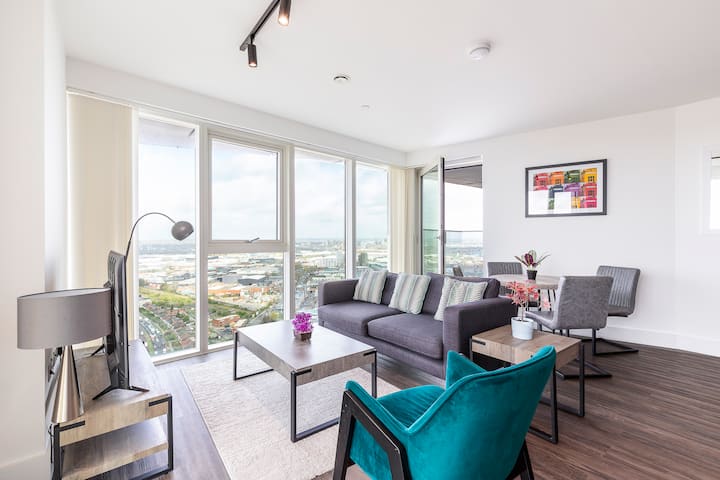 Stunning 2 Bedroom 2 Bathroom Apartment 28th Floor - Central London