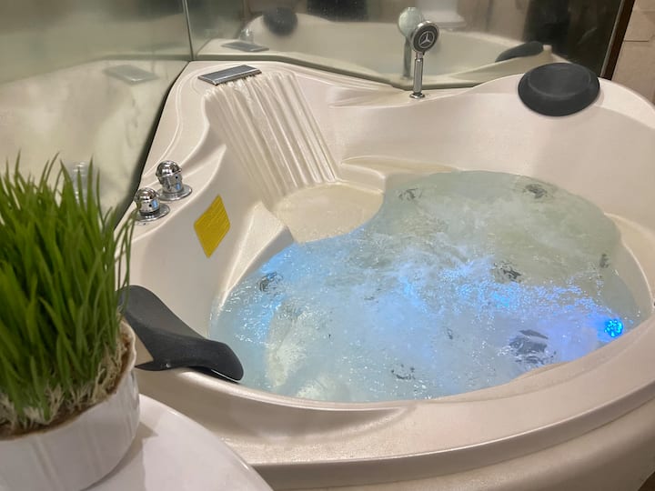 Luxurypenthouse W/hottub-kb-kitchen-netflix-disney - Angeles