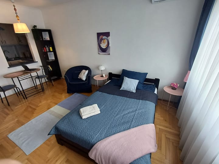 An Island Of Calm And Peace - Budapest