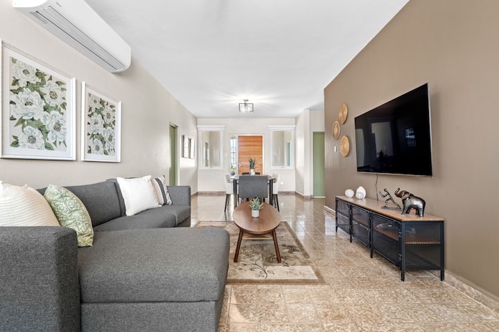 #3 - Charming Spanish Colonial Apartment - Miramar - San Juan