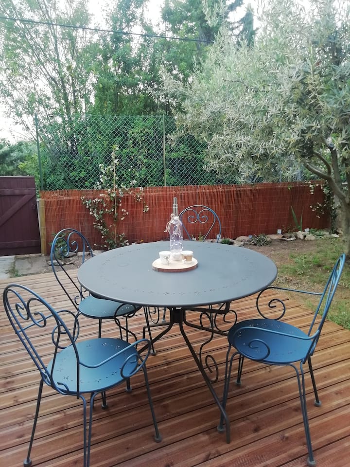 Logement Entier. Robion Luberon France. - Cavaillon