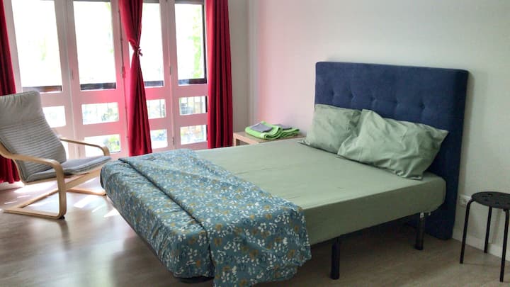 Lovely Suite - Bedroom Rental Unit Near - Porto - Madalena