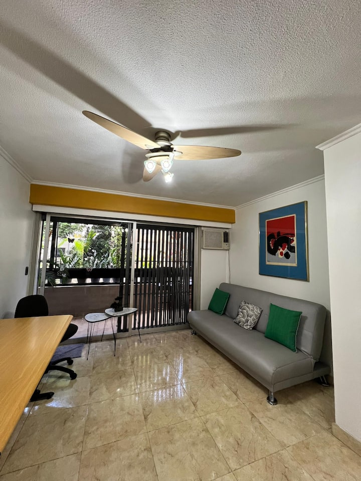 El Bosque-chacao Apt Con Terraza - Caracas
