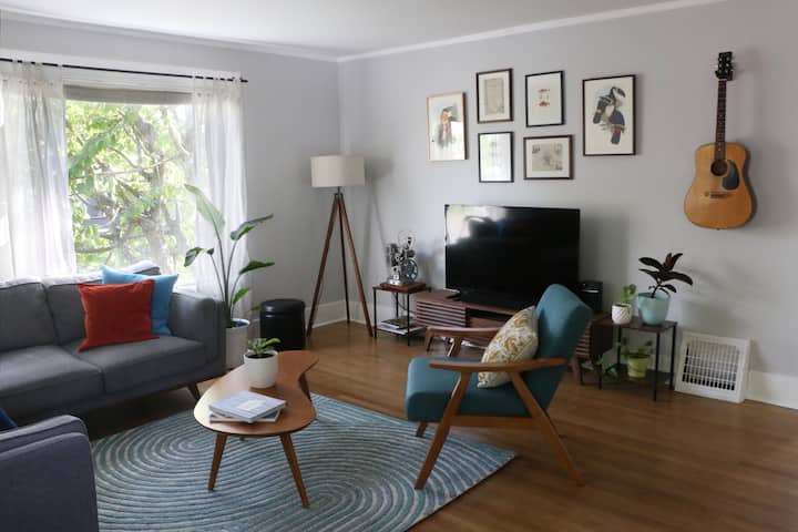 Ballard Bungalow & Bikes - Close To It All! - Seattle, WA