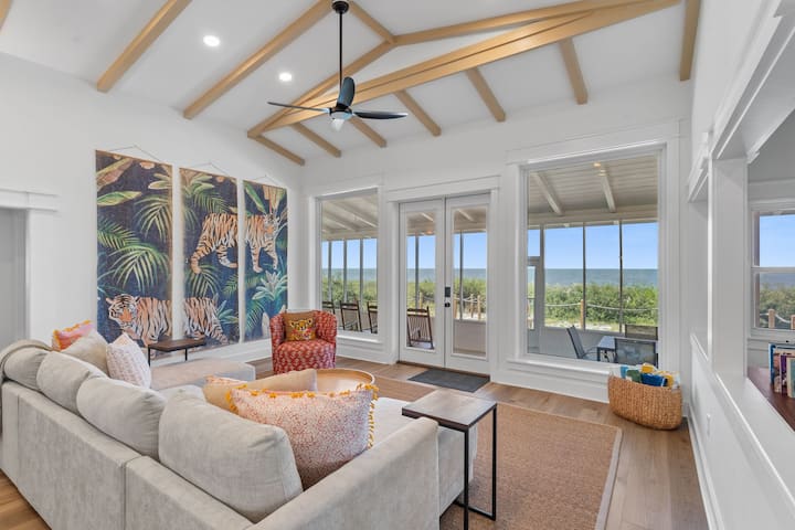 “Satsuma” Beachfront Bungalow On Alligator Point - Alligator Point, FL