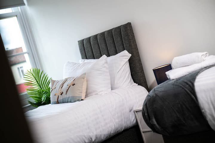 Modern Living In The Old Bank House Apt. 06 - Market Rasen