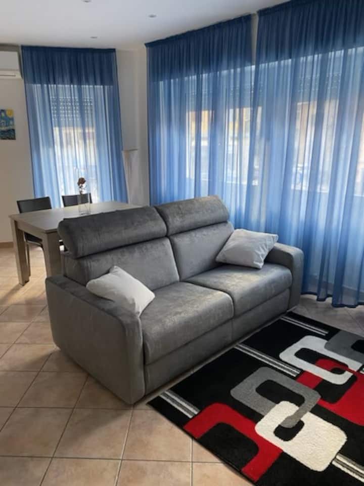 Ampio Trilocale Per Famiglie - Tirano