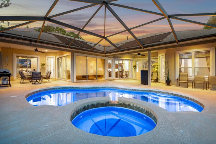 Spacious 5 Bed/4bath House W/ Private Pool! - Gainesville, FL