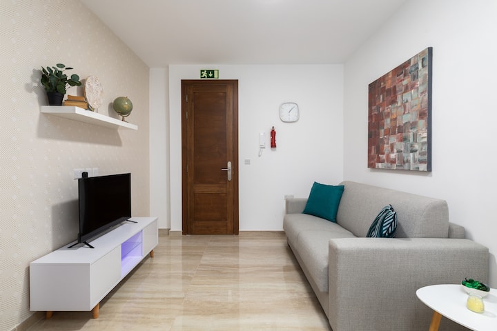 Blue Hues 1 - Cosy 2bd Apartment Close To Valletta - Malte