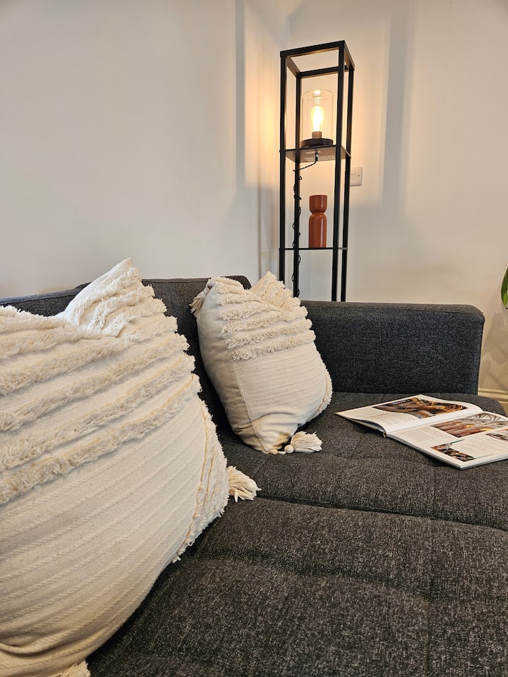 New Contemporary Apartment In Centre Of Tetbury - Tetbury