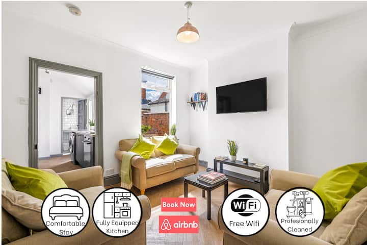 3-bedroom Townhouse In Lincoln! - Lincoln