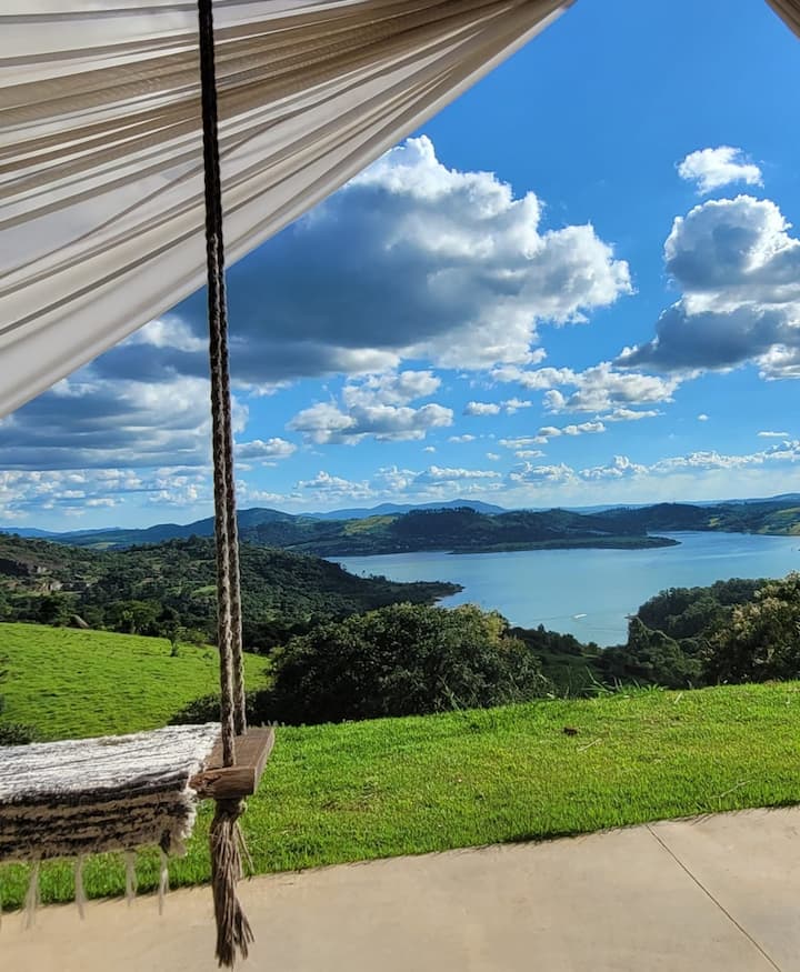 Vista Exuberante Com Aconchego E Café Da Manhã - Brazil